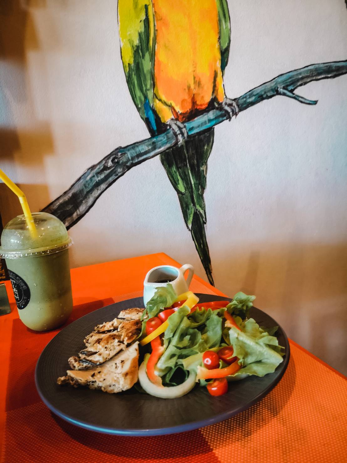 Waka waka café - Chalong - Thailand Travel Blog by Bamboo (2022)