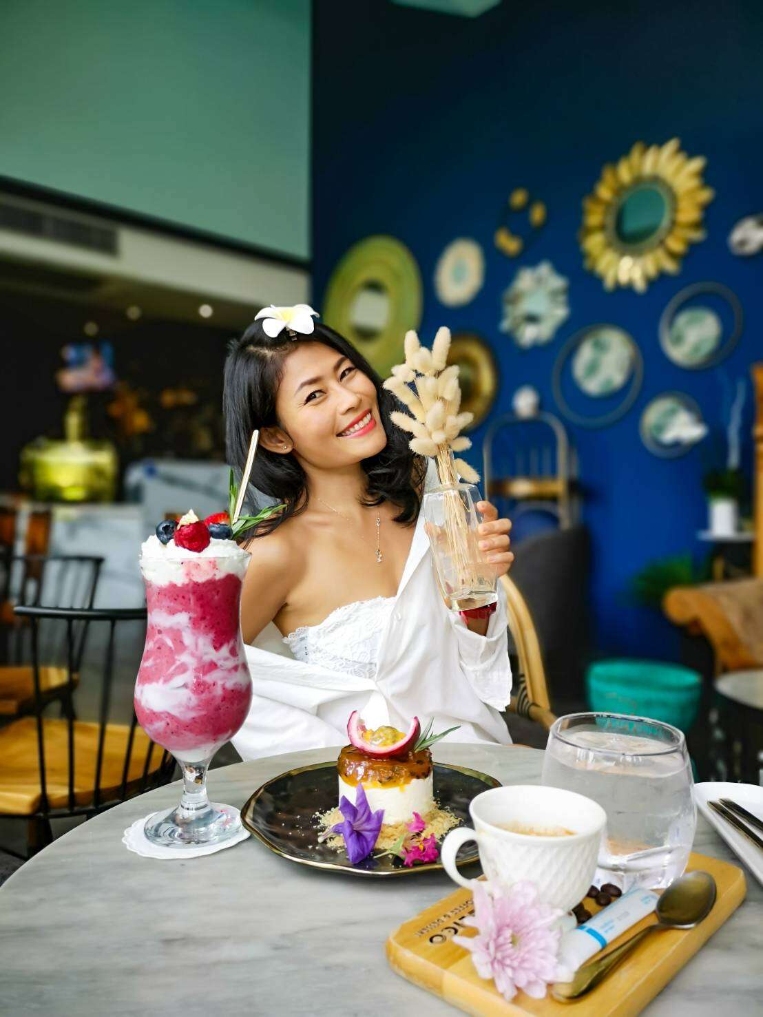 Delico Decoration Coffee & Restaurant- Ratsada - Phuket Travel Blog by ...