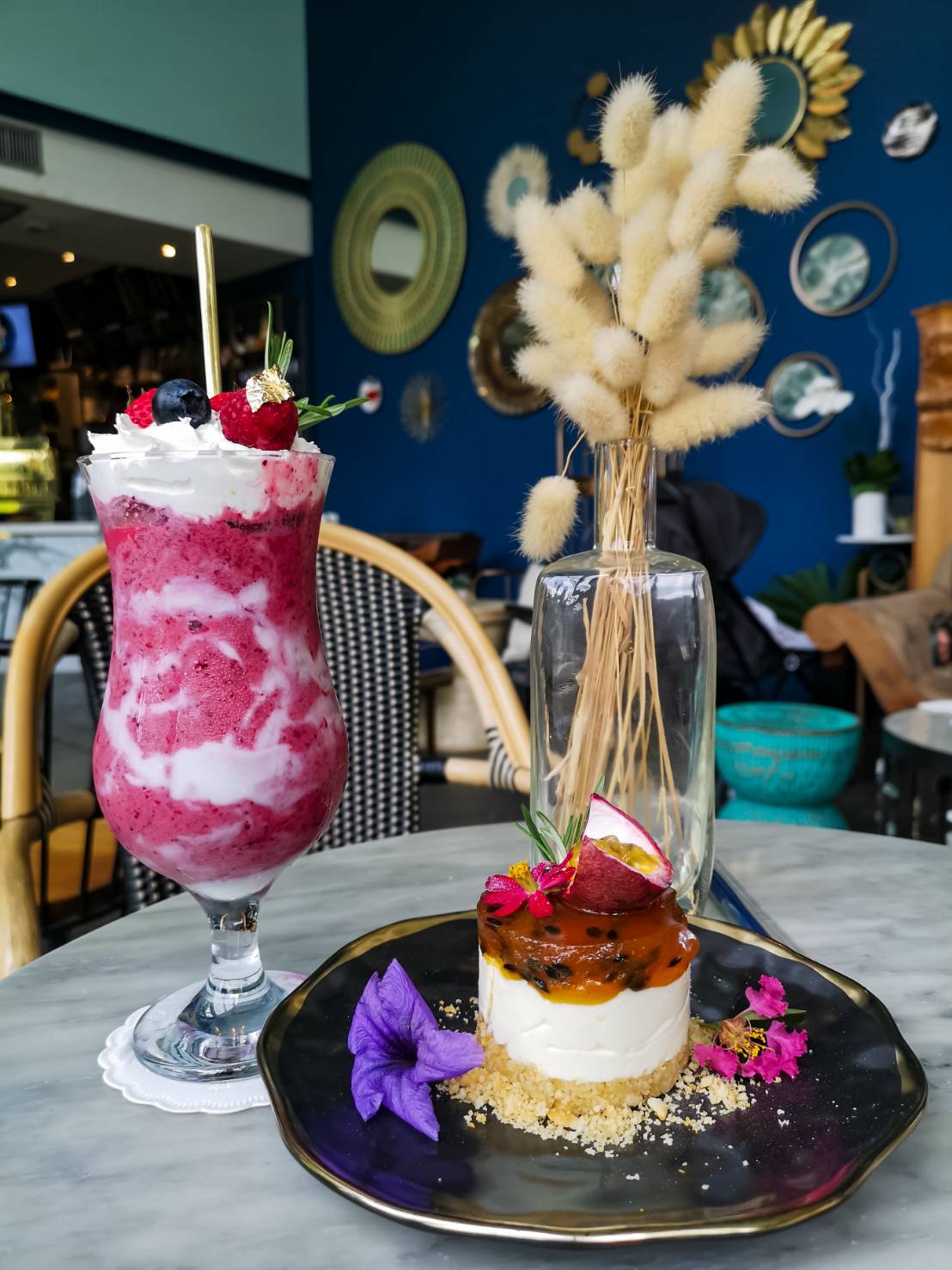 Delico Decoration Coffee & Restaurant- Ratsada - Thailand Travel Blog ...