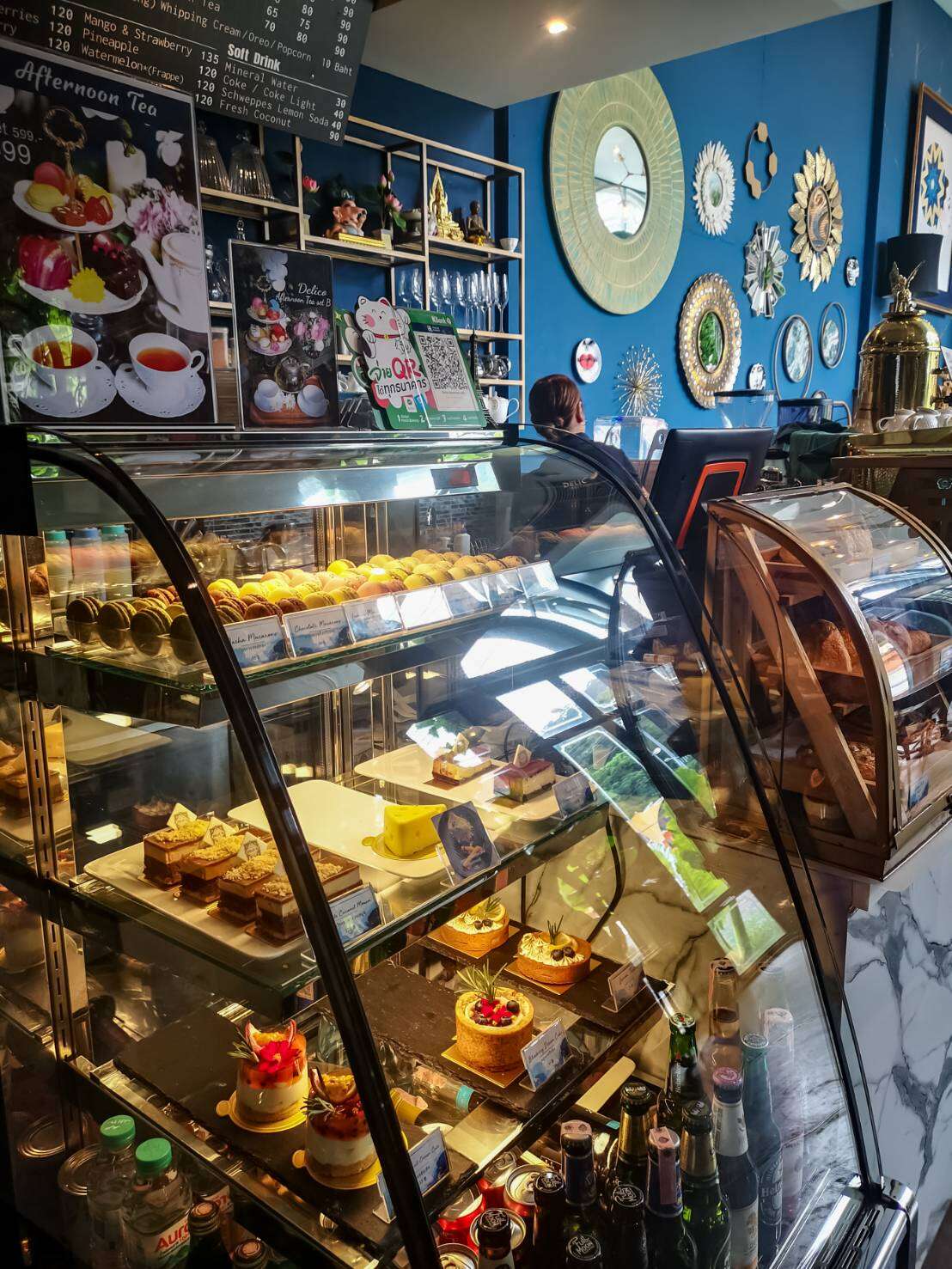 Delico Decoration Coffee & Restaurant- Ratsada - Phuket Travel Blog by ...